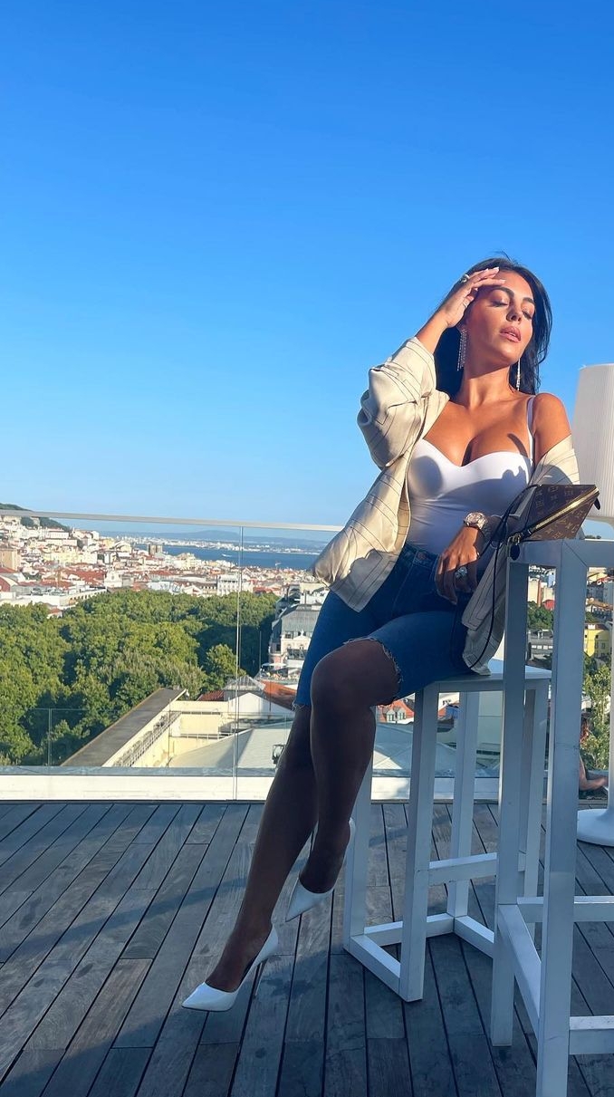 Discover more like GeorginaRodriguez: Geo ️ and Related Content | Scrolller