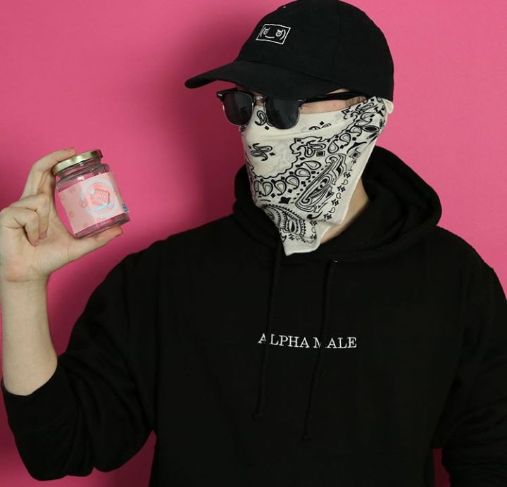 George Memeulous | Scrolller