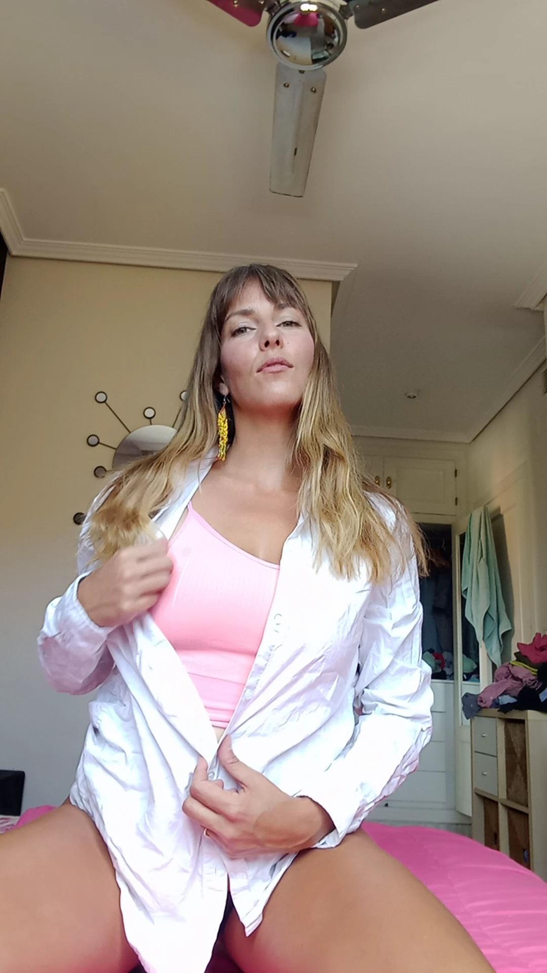 Getting more comfortable 😜 | Scrolller