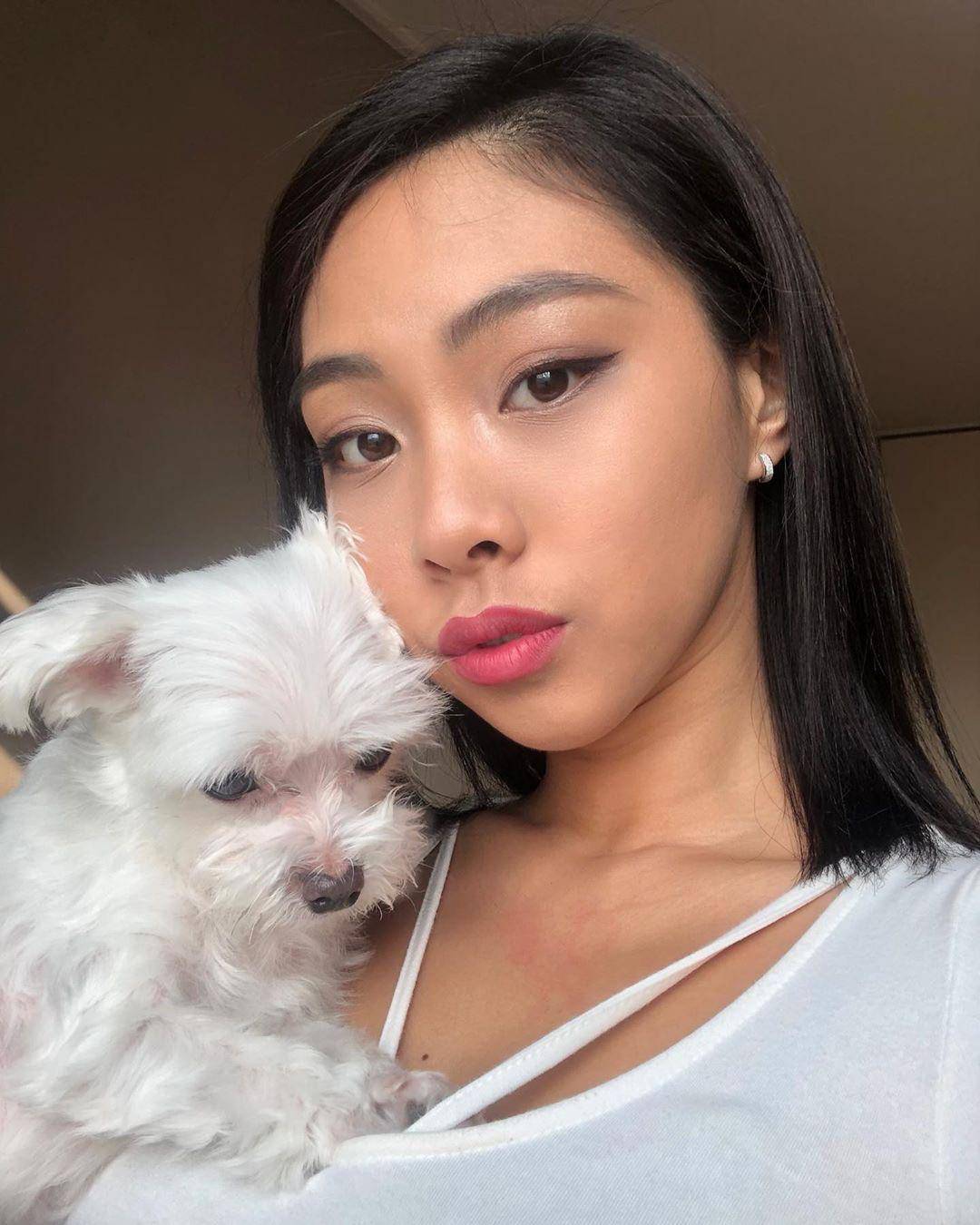 Getting pawed | Scrolller