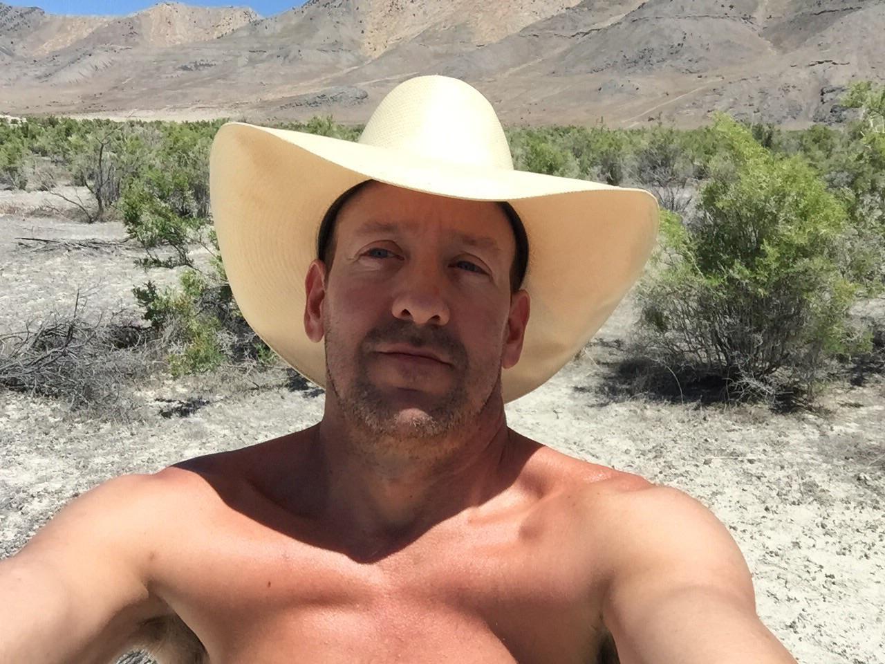 Getting some sun out west | Scrolller