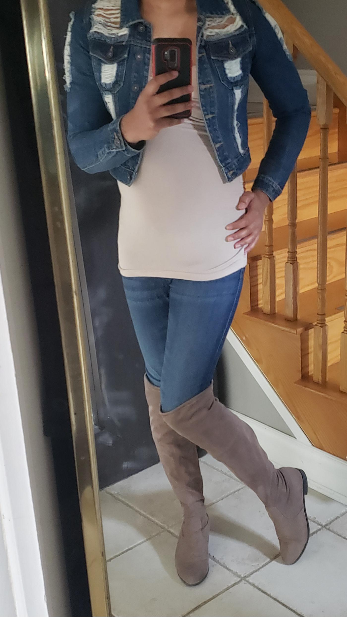 Am i gf material? I promise no one will know our secret | Scrolller