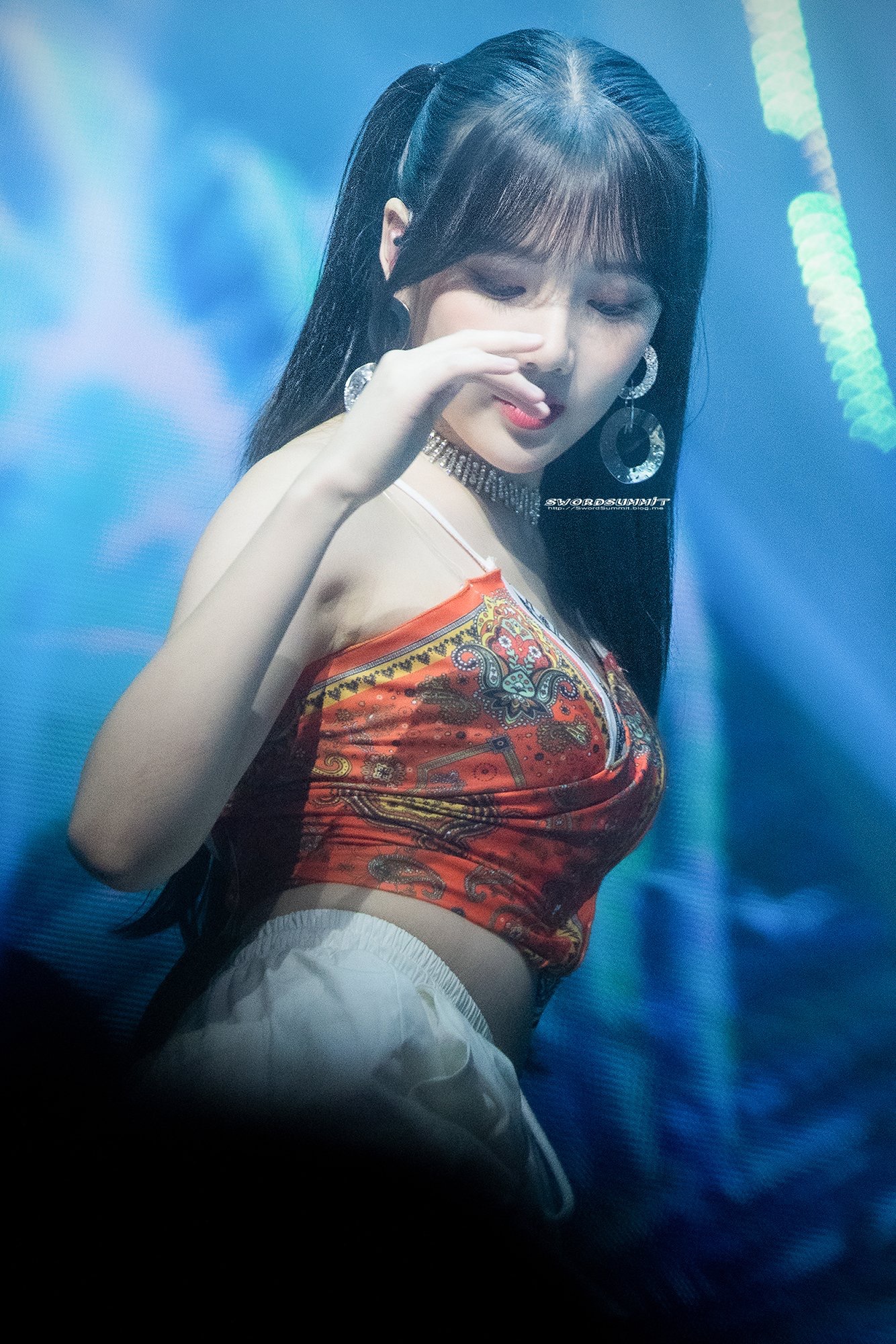 GFRIEND - Yerin | Scrolller