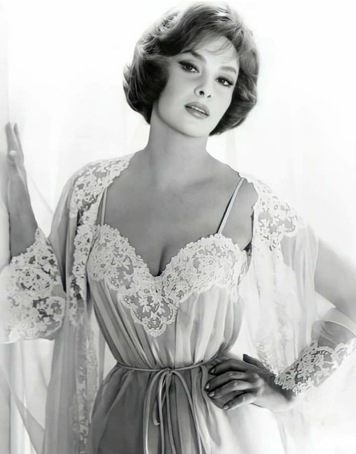 Gina Lollobrigida. 1950s | Scrolller