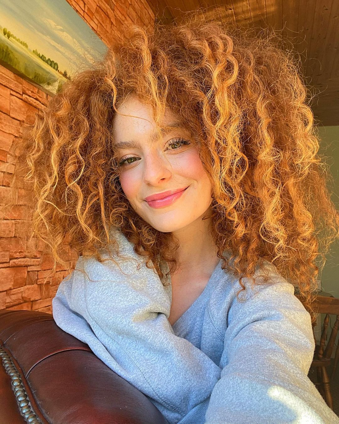 Ginger Curls | Scrolller