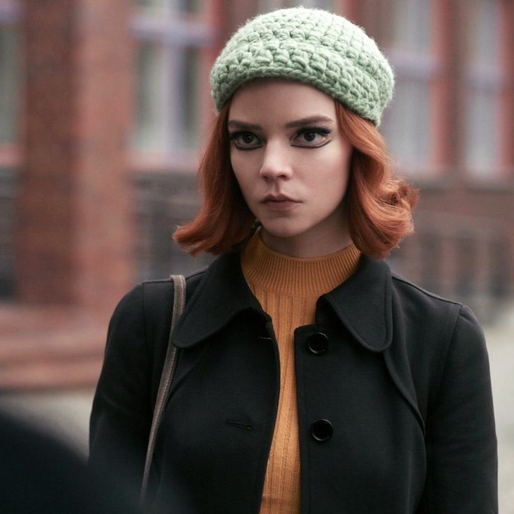 Ginger Girl Scrolller 4586