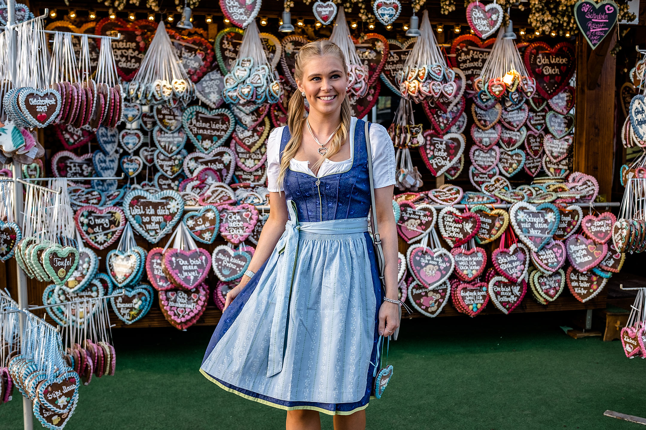 Gingerbread | Scrolller