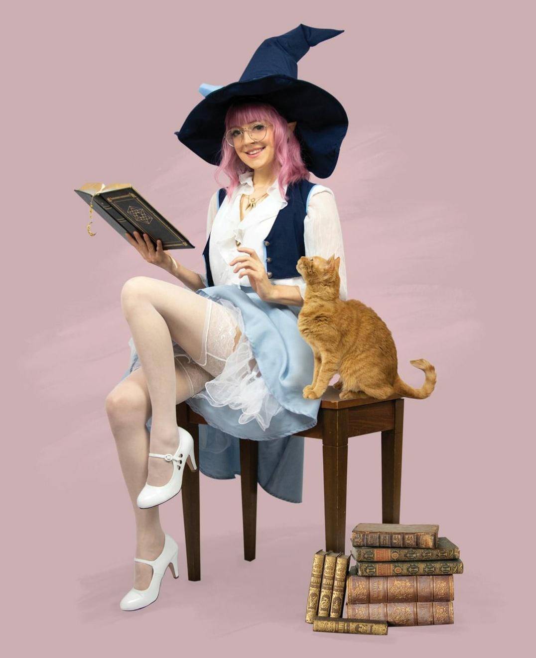 Ginny Di's legs are magical | Scrolller