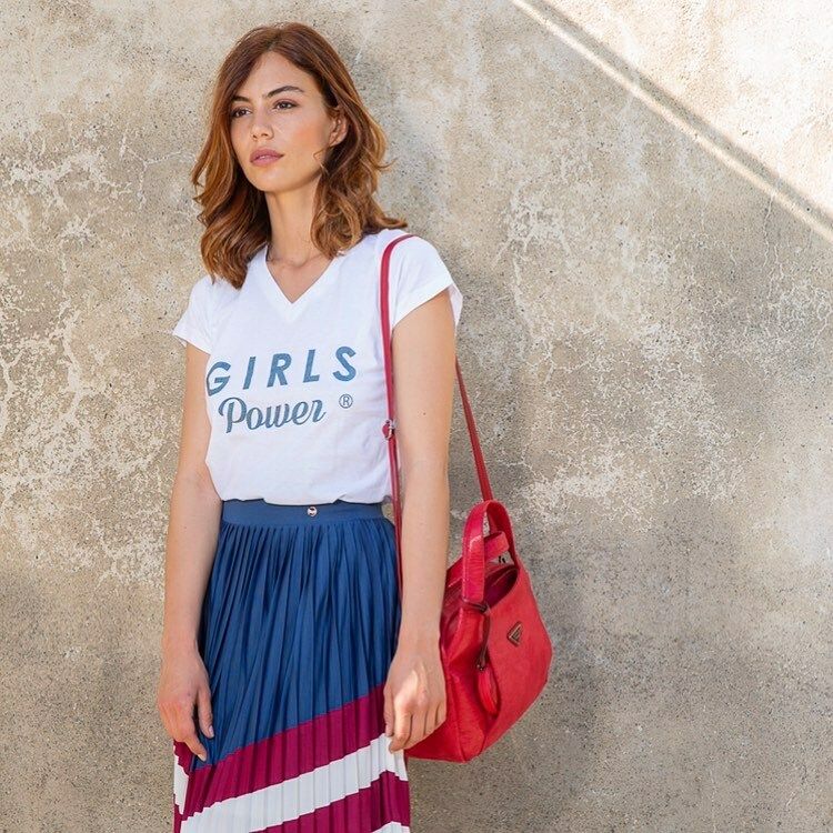 Girl Power | Scrolller