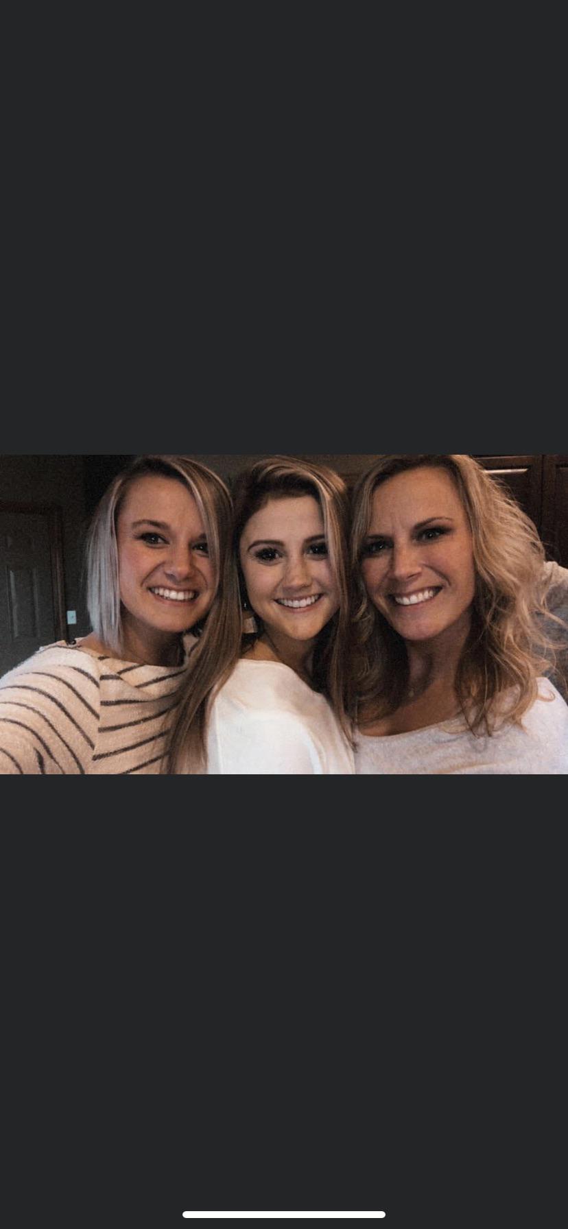 Girls next door | Scrolller