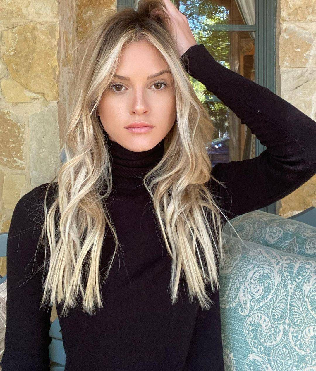 Giulia Seabra | Scrolller