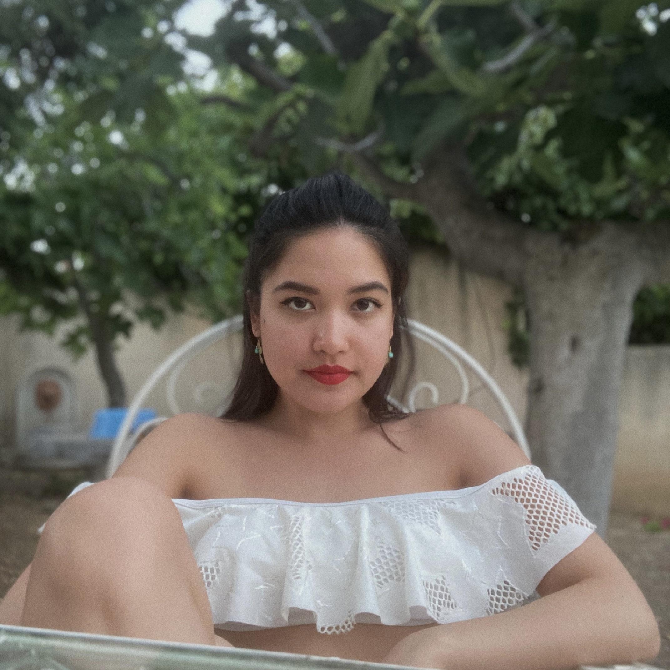 Give It To Me Guess My Age And Ethnicity Too Scrolller