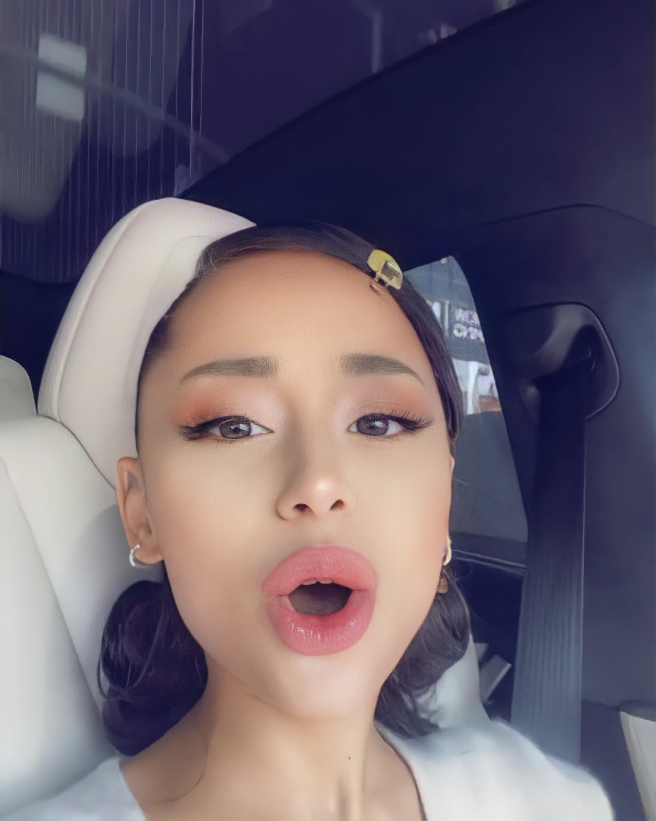 Give Me Your Cock Daddy Ariana Grande Scrolller