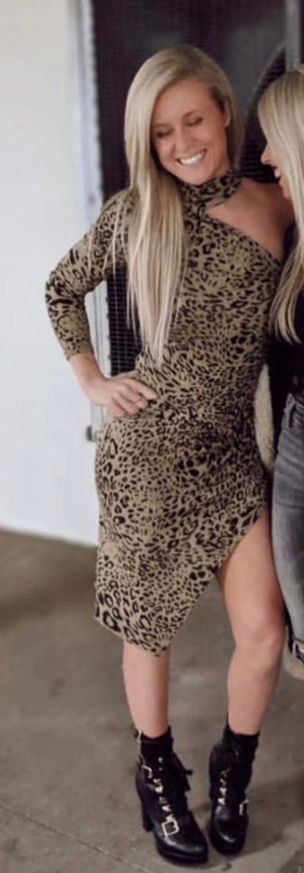 Giving off them rich, hotwife vibes (iktr) | Scrolller