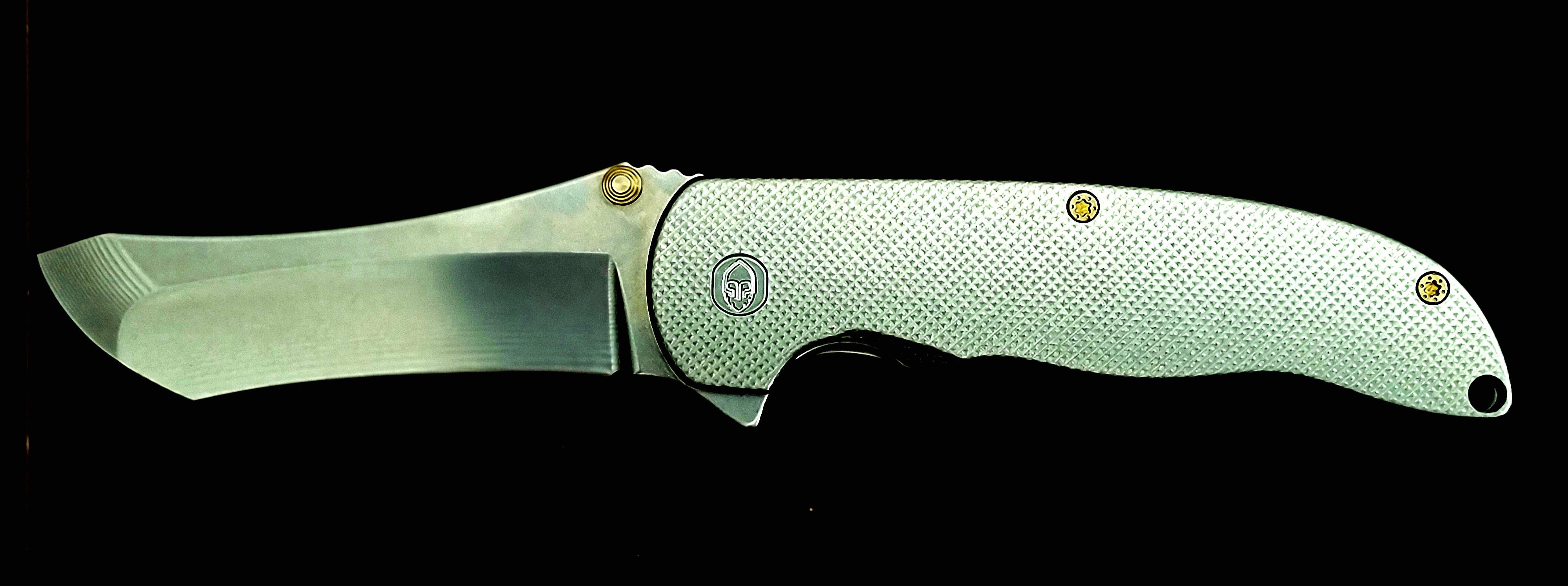 Glorious | Scrolller