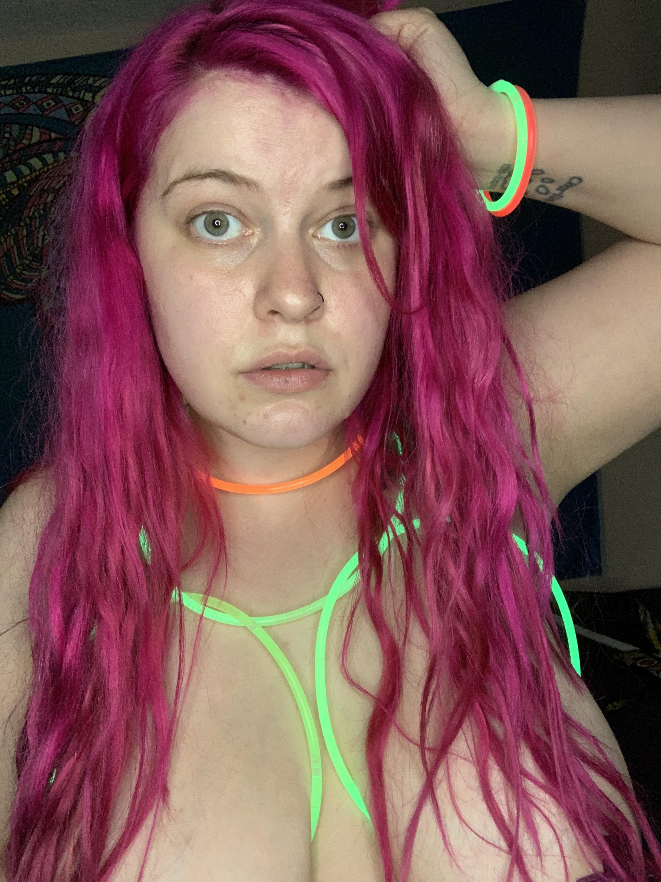 Glowing up 💋 | Scrolller