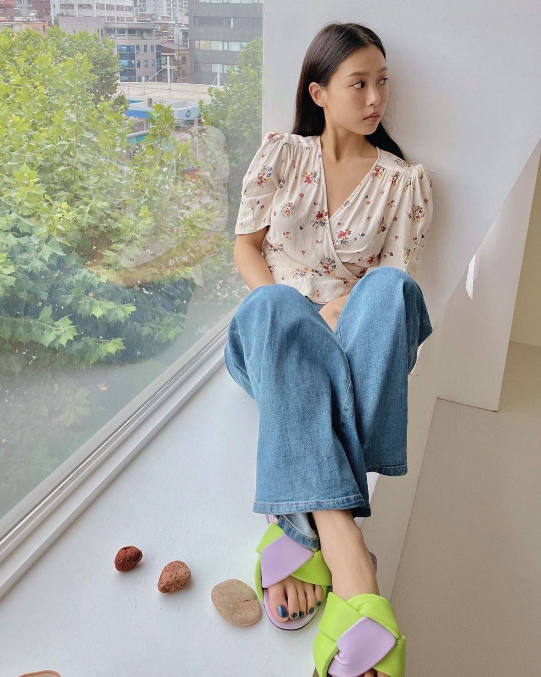 Go Min Si | Scrolller