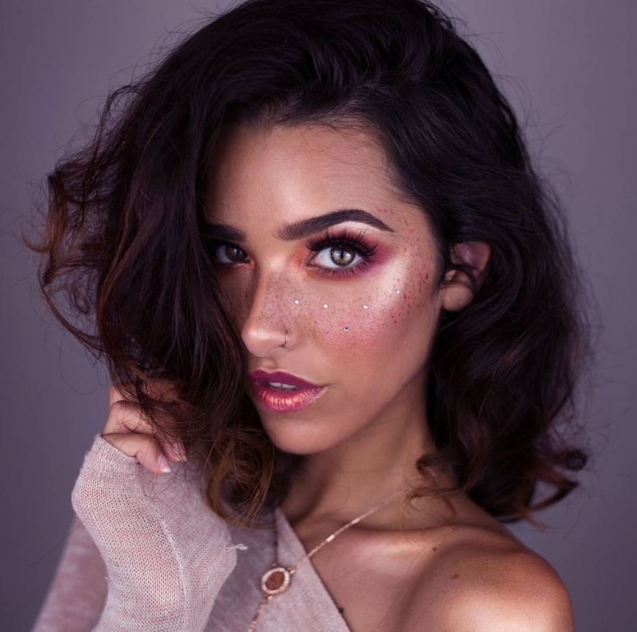 Goddess Glow Just Looks So Hot! | Scrolller