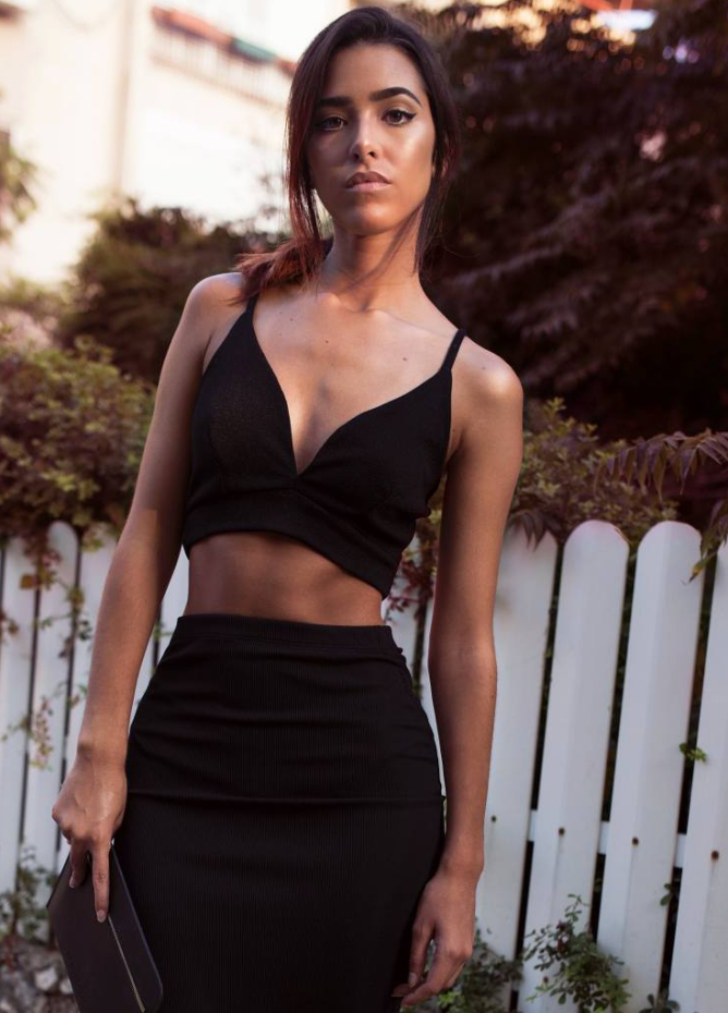 Goddess Glow Looking Super Hot! | Scrolller