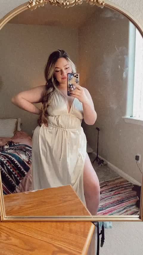 Goddess of fertility, anyone? | Scrolller