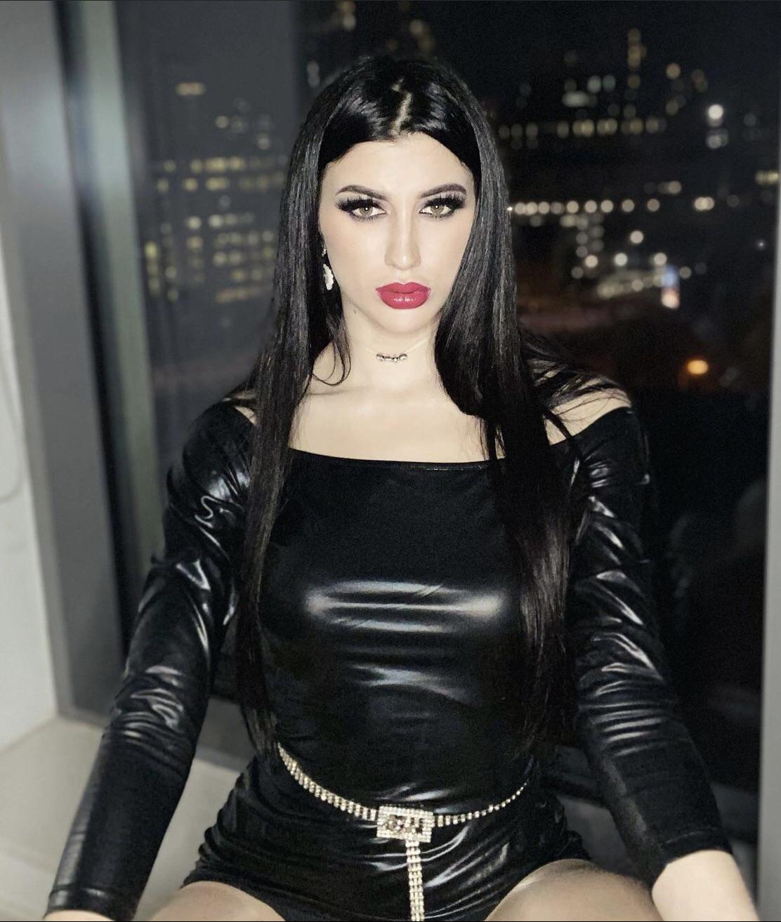 Goddess Seeks An Obedient Sissy Newbie Whos Ready To Trained Feminized Humiliated And Be