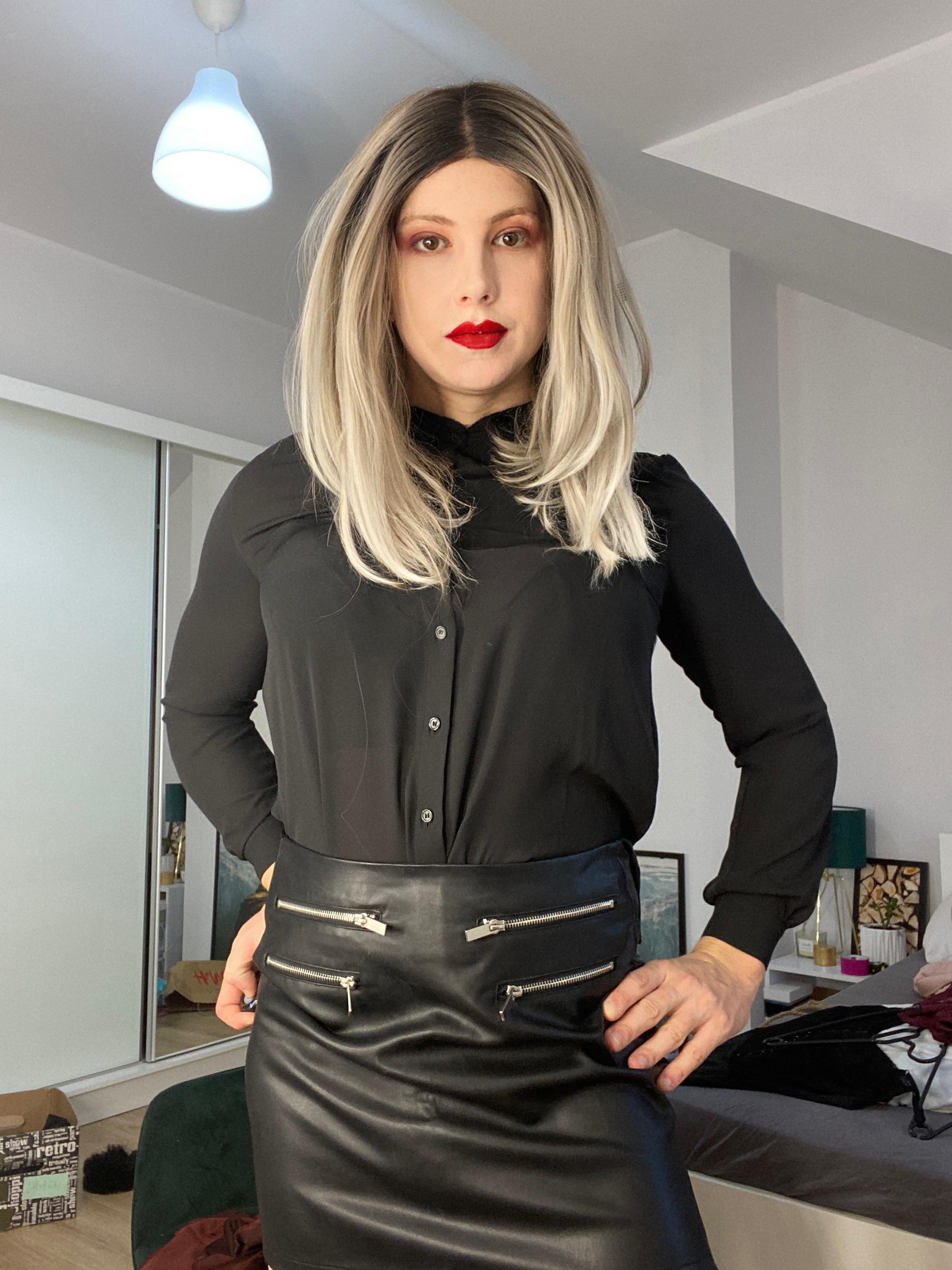 Going on first date as trans girl 😊 | Scrolller