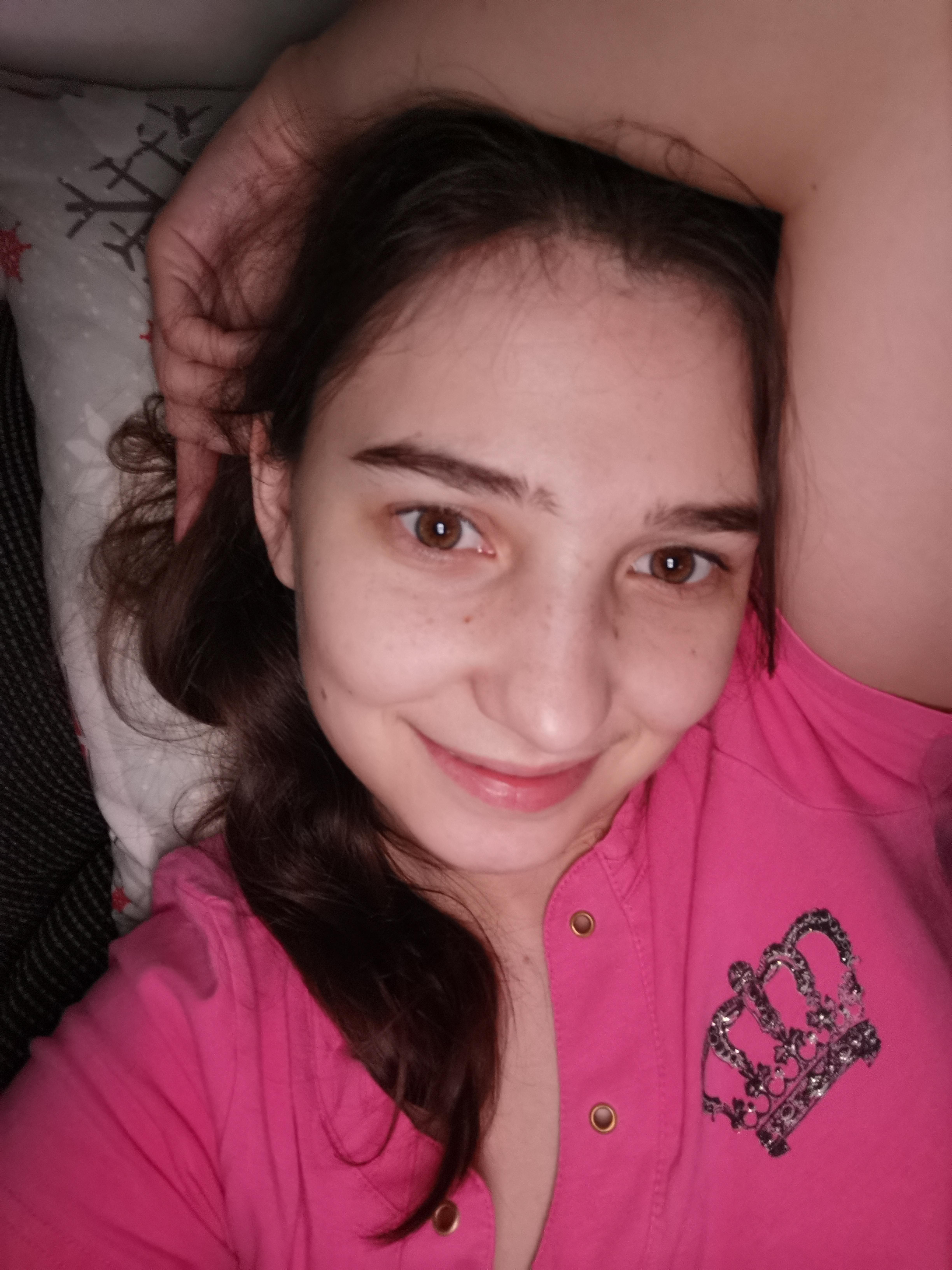 Going to sleep now 🥰 | Scrolller