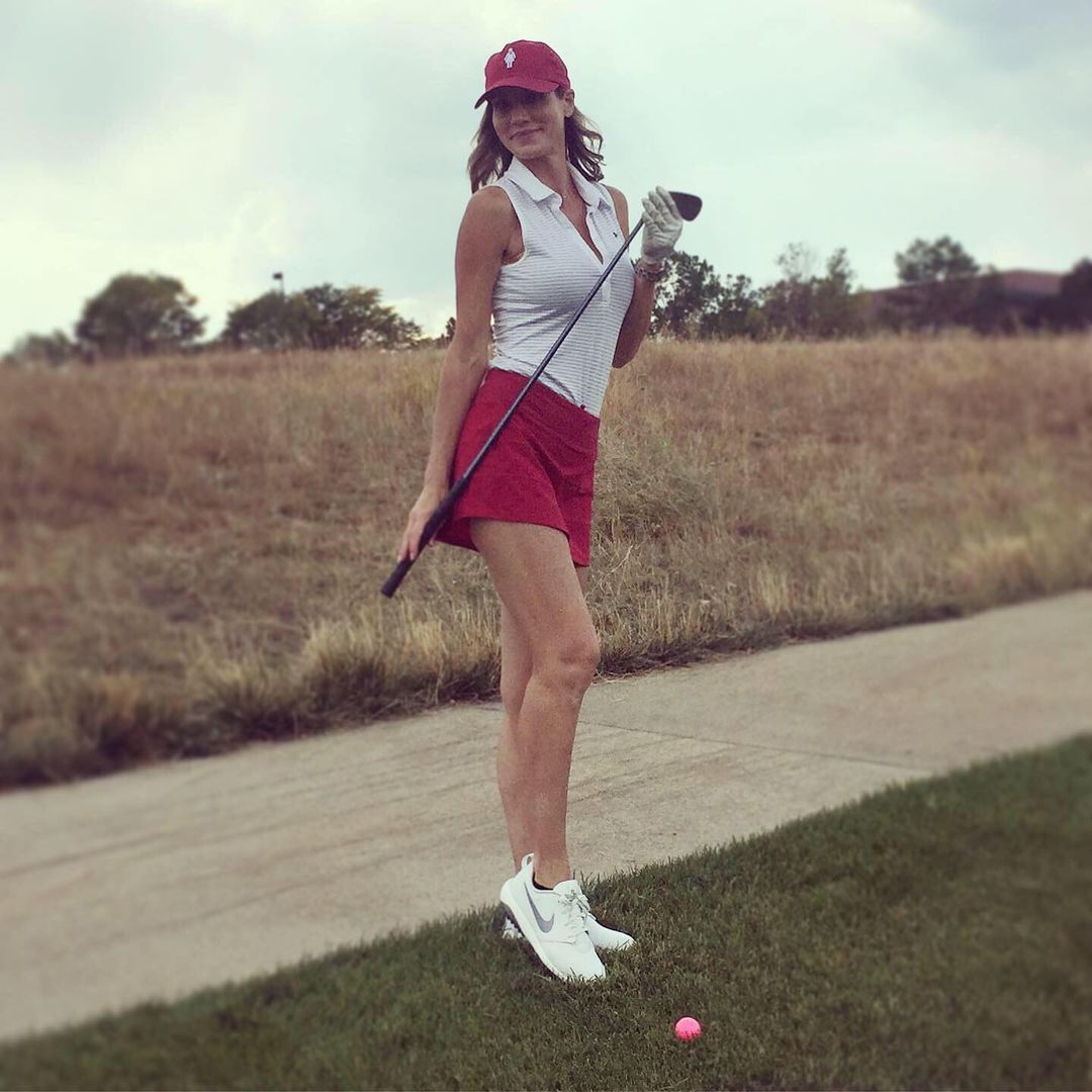 Golf Gal | Scrolller