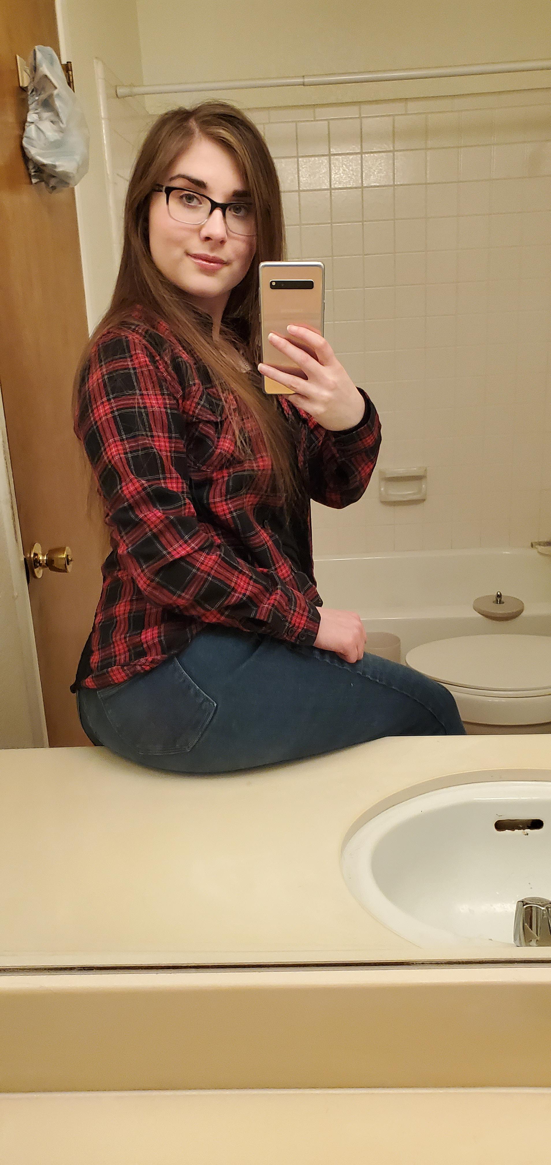 Good afternoon | Scrolller