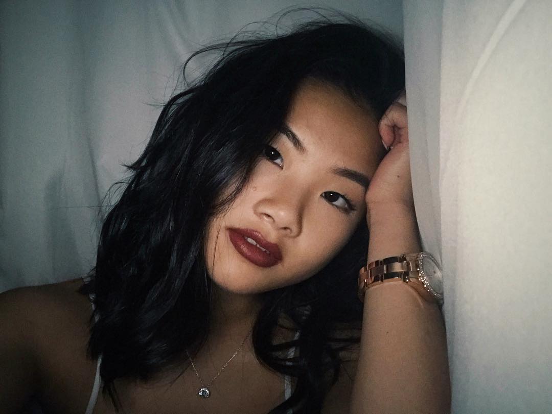 join me in bed? | Scrolller