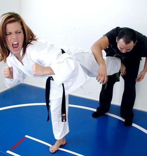 Goodbye balls karate style! | Scrolller