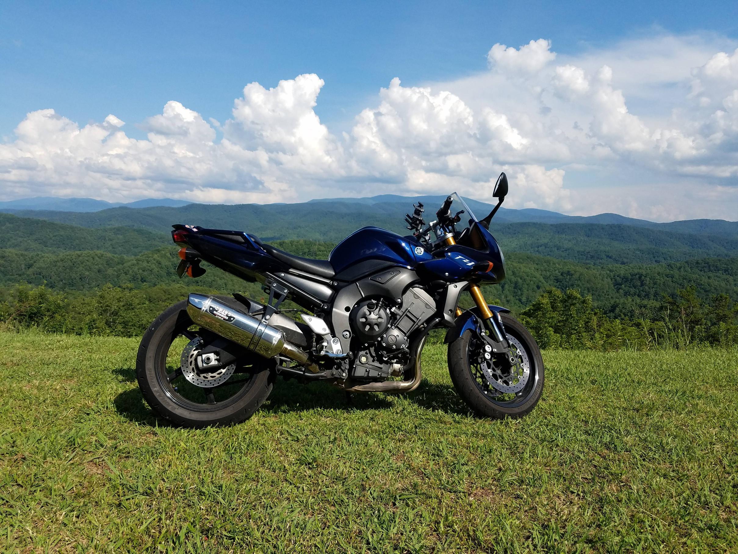 Gorgeous bike, gorgeous backdrop | Scrolller