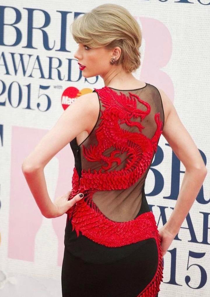 Gorgeous Tay | Scrolller