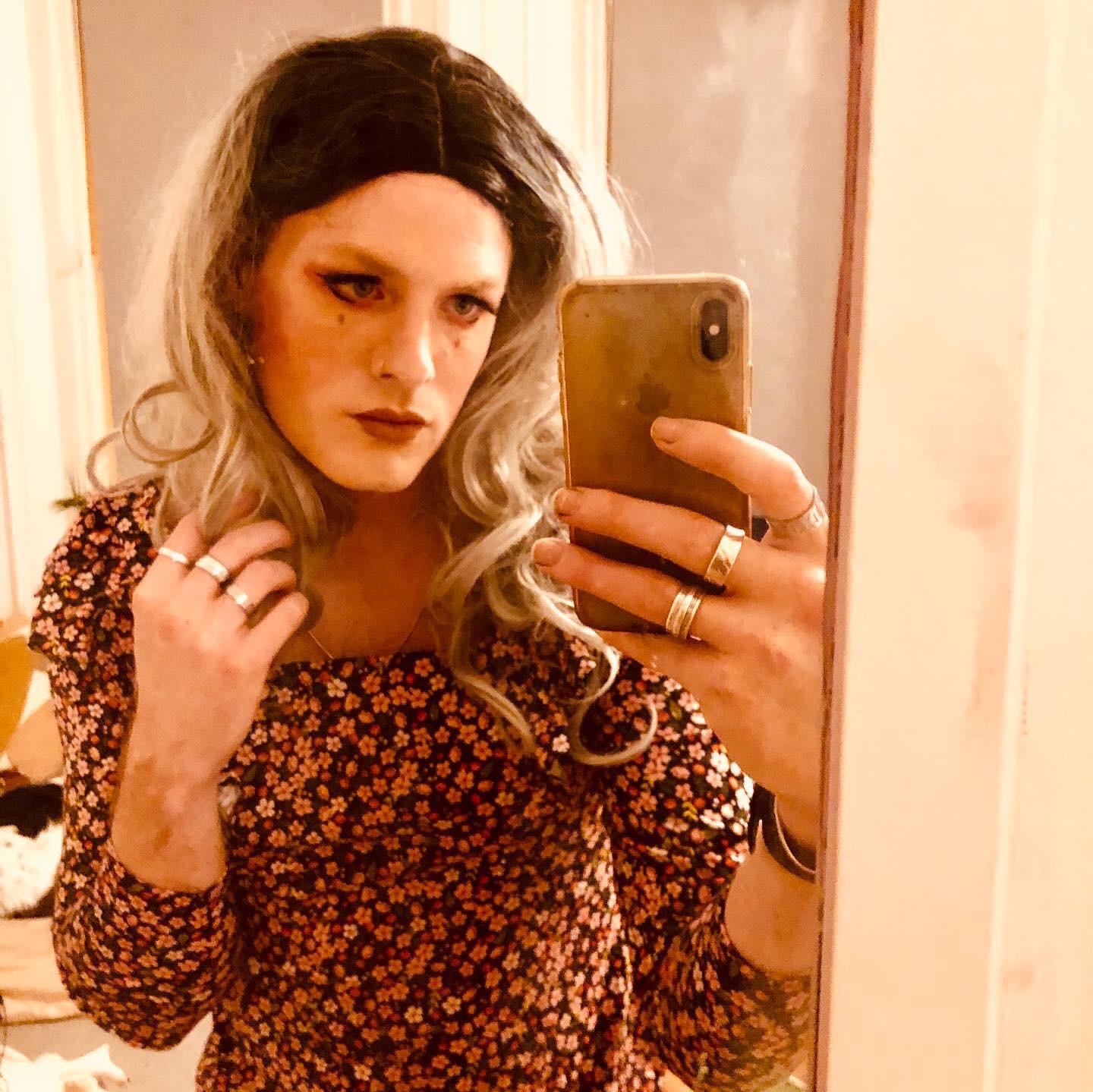 Got a new dress! What do you think? | Scrolller