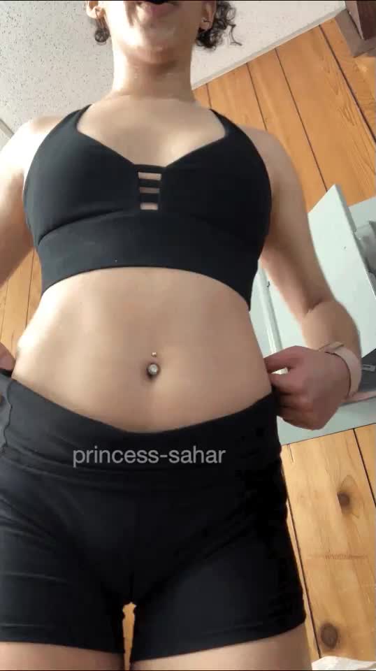 persian goddess 😇 | Scrolller