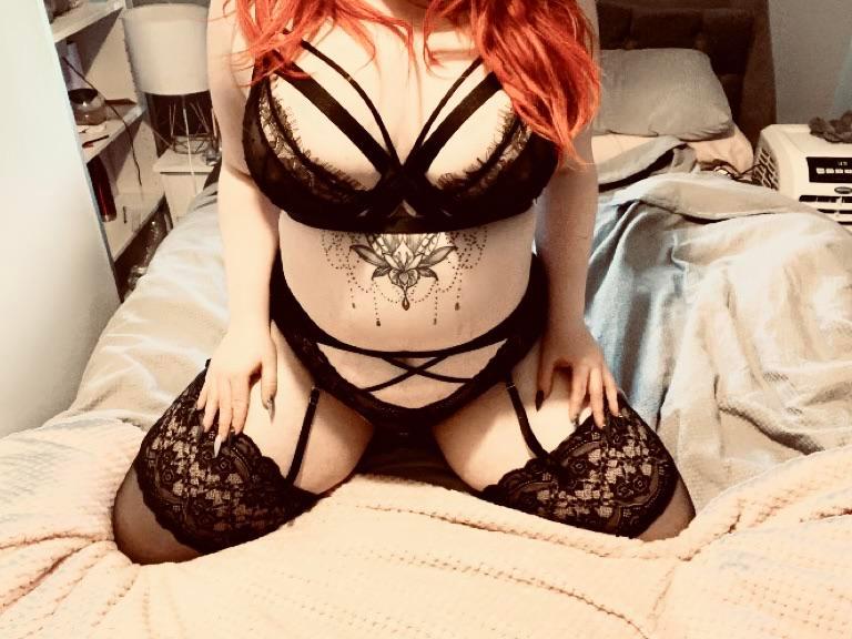 Soft girls do it better 😈 | Scrolller