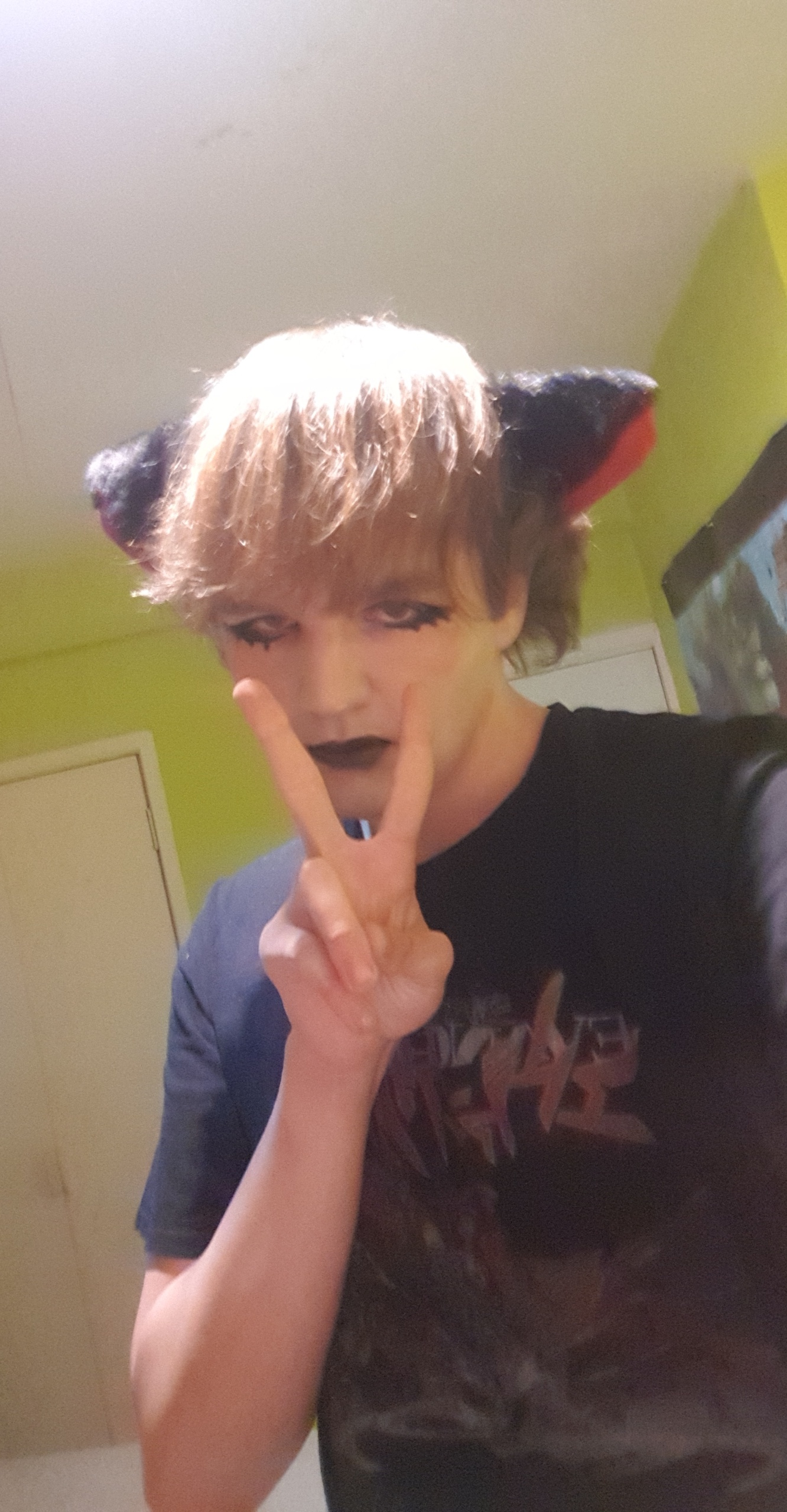 Goth catboy | Scrolller