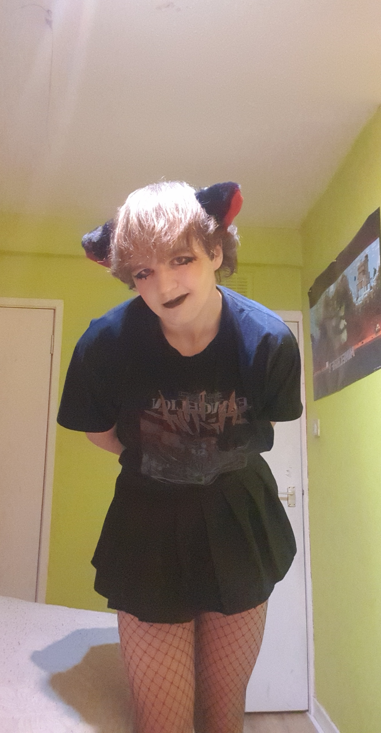 Goth or something | Scrolller