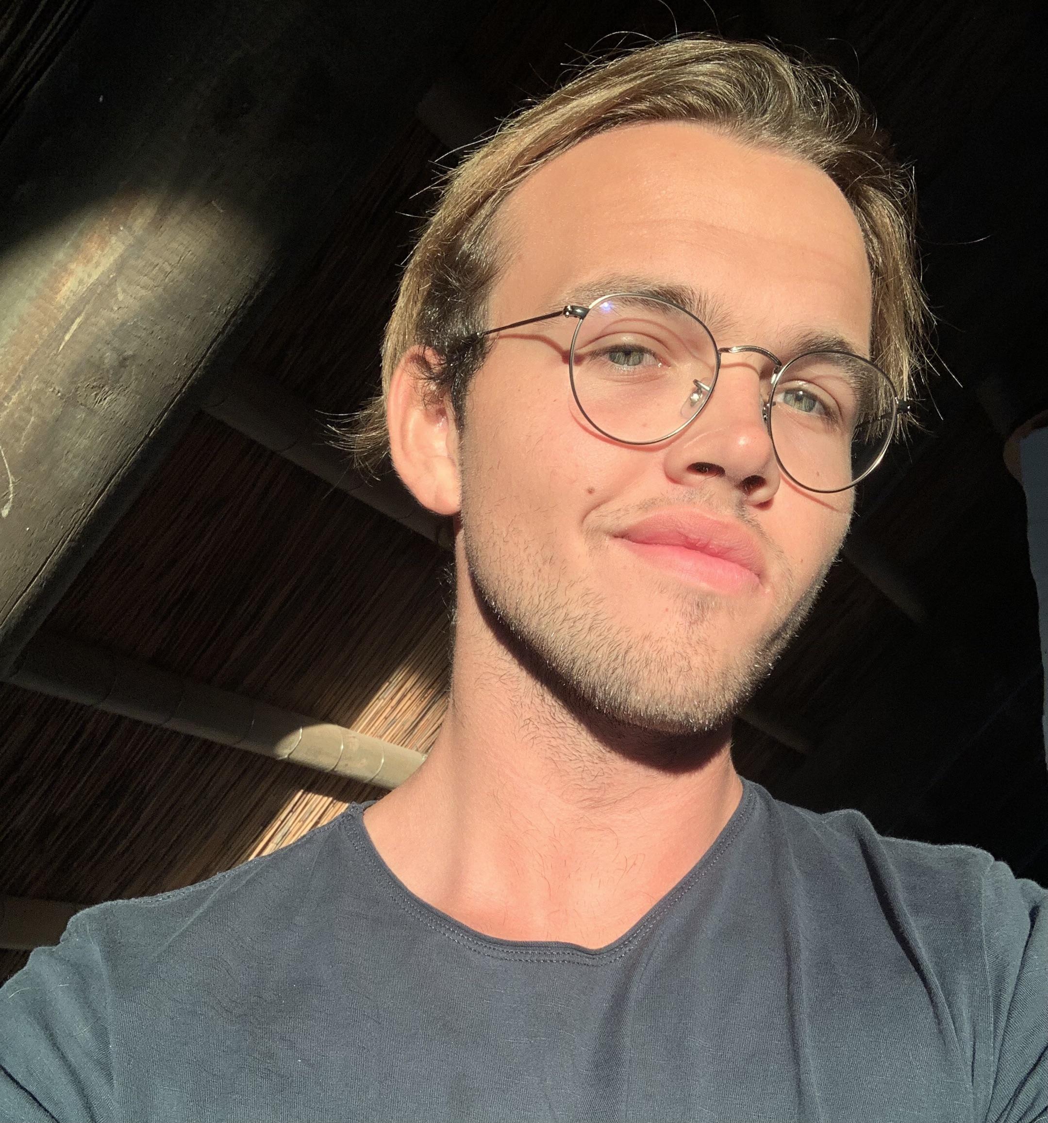 Gotta love golden hour | Scrolller