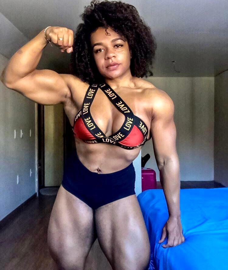 Grace Bombom | Scrolller