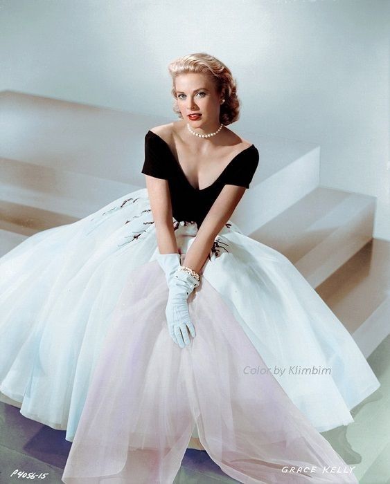 Grace Kelly 1954 | Scrolller