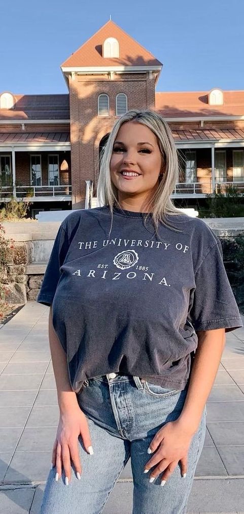 Graduation titties | Scrolller