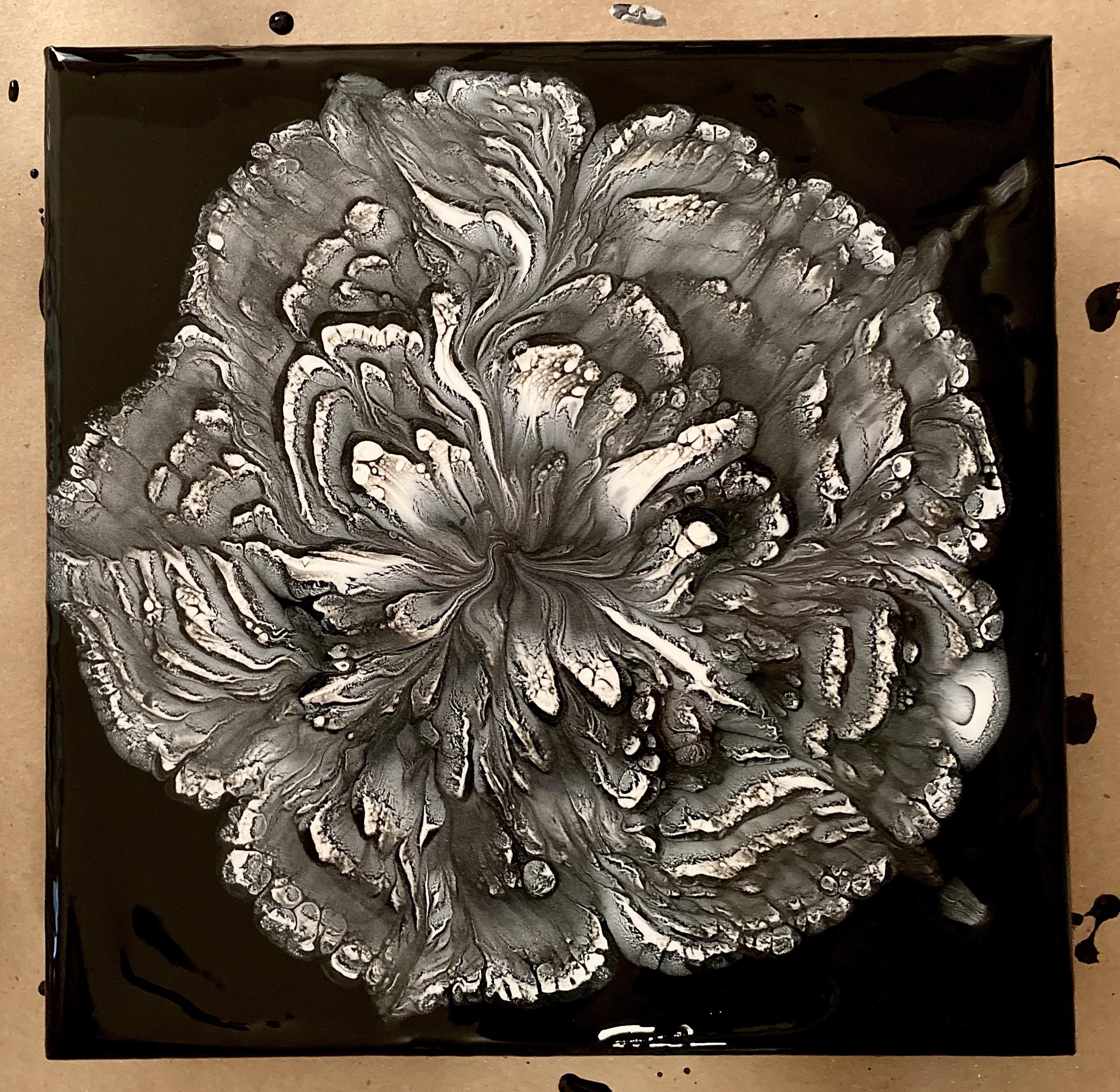 Grayscale | Scrolller