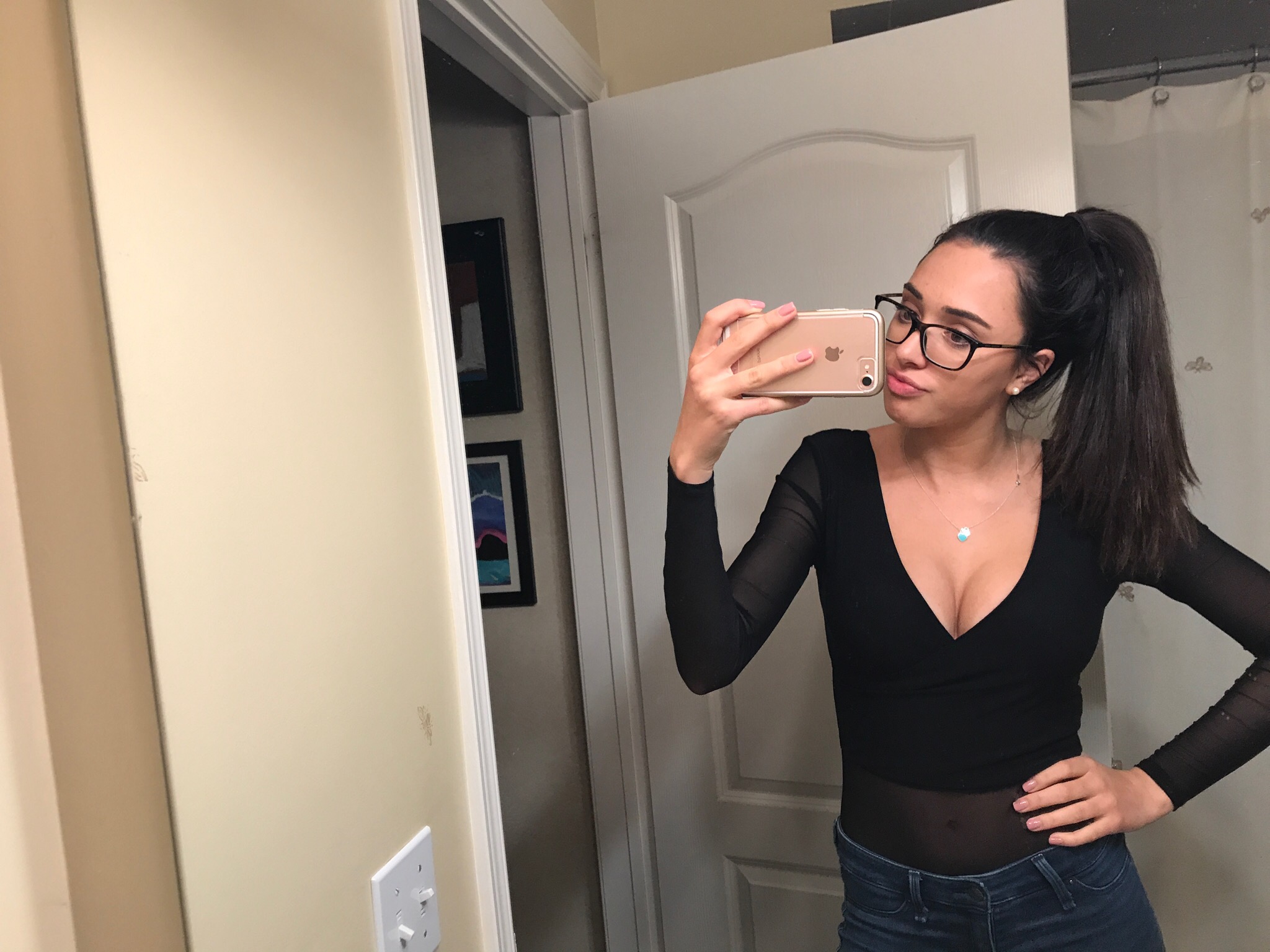 Great cleavage | Scrolller