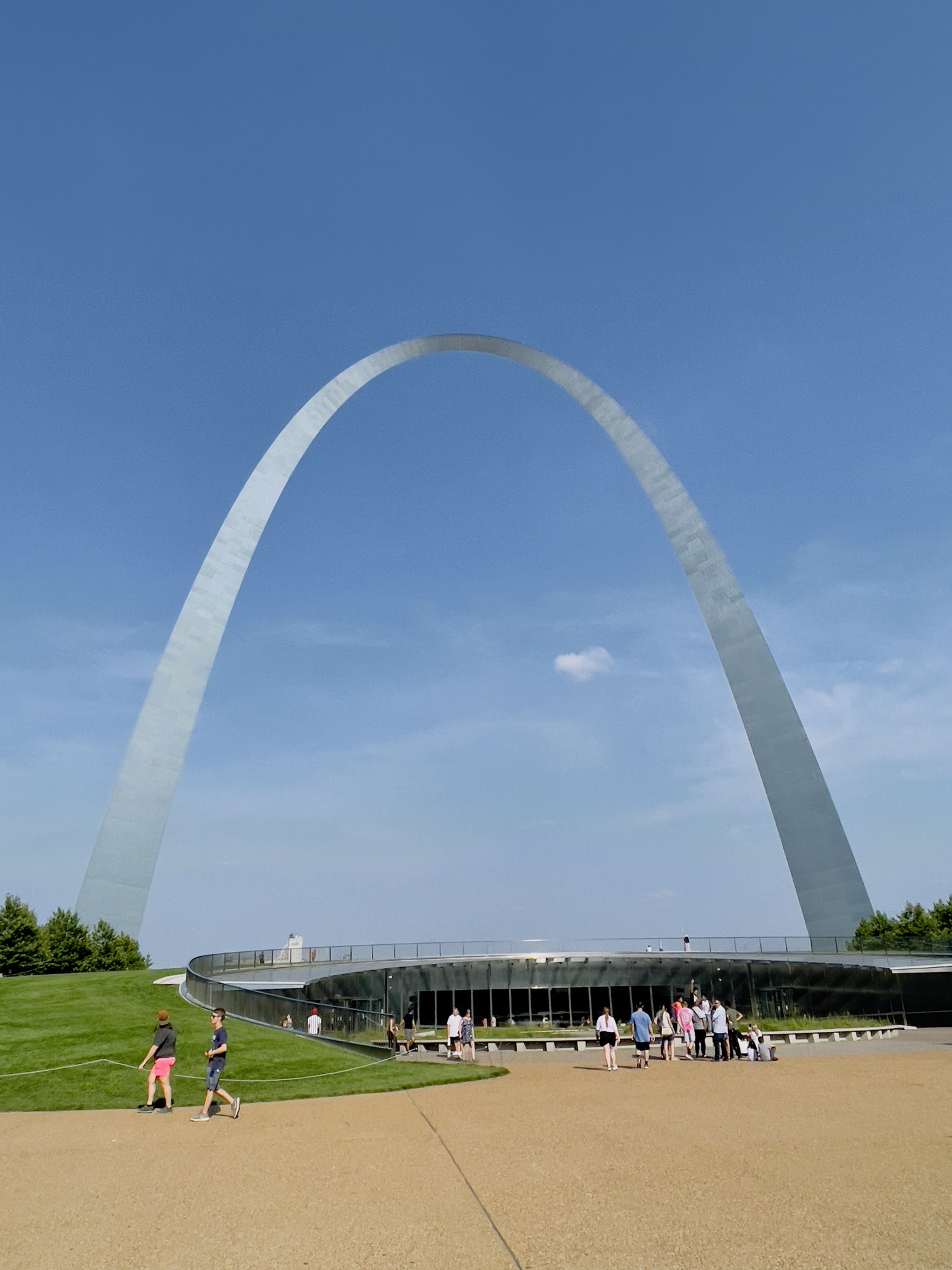 Great view of the Gateway Arch | Scrolller