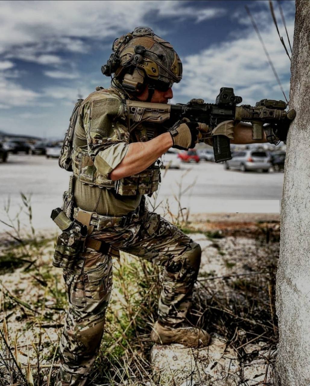 Greek OYK (UDT) operator | Scrolller