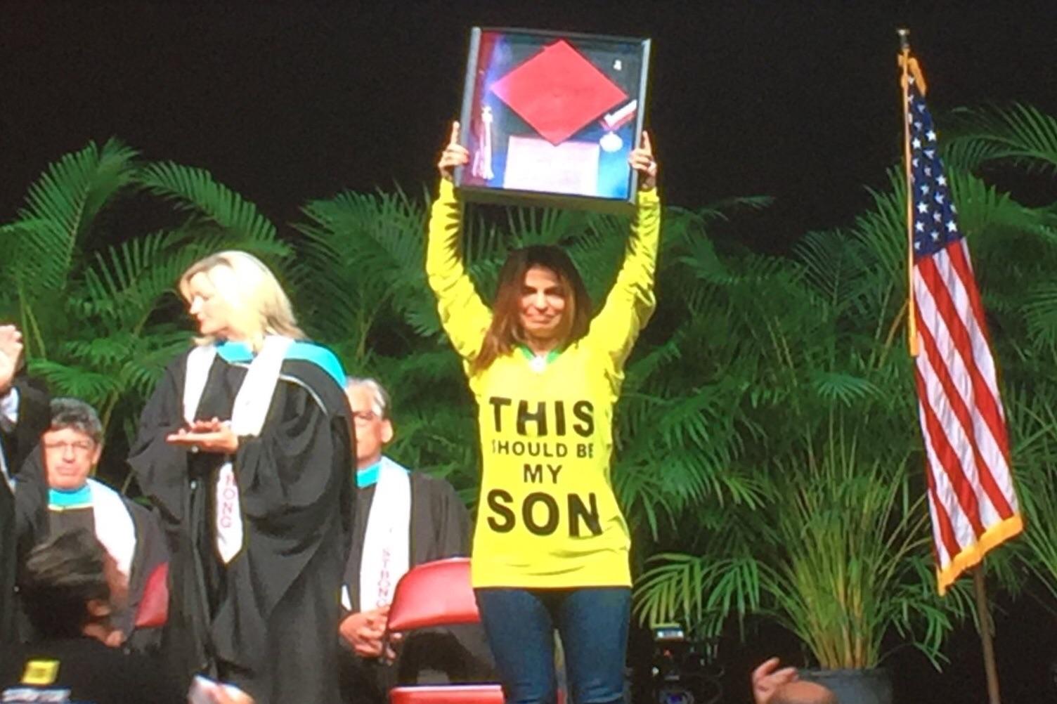 Guac’s mother at his graduation ceremony | Scrolller