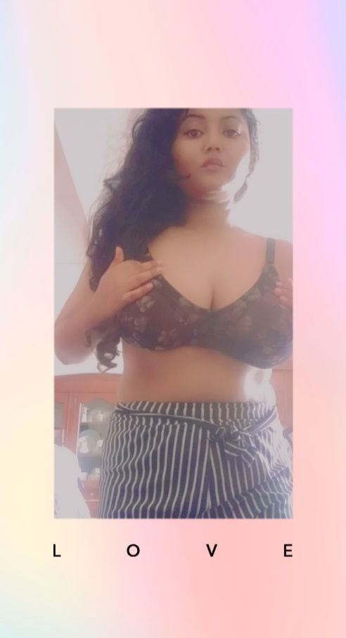 Guess the size [f22] [Paki] | Scrolller