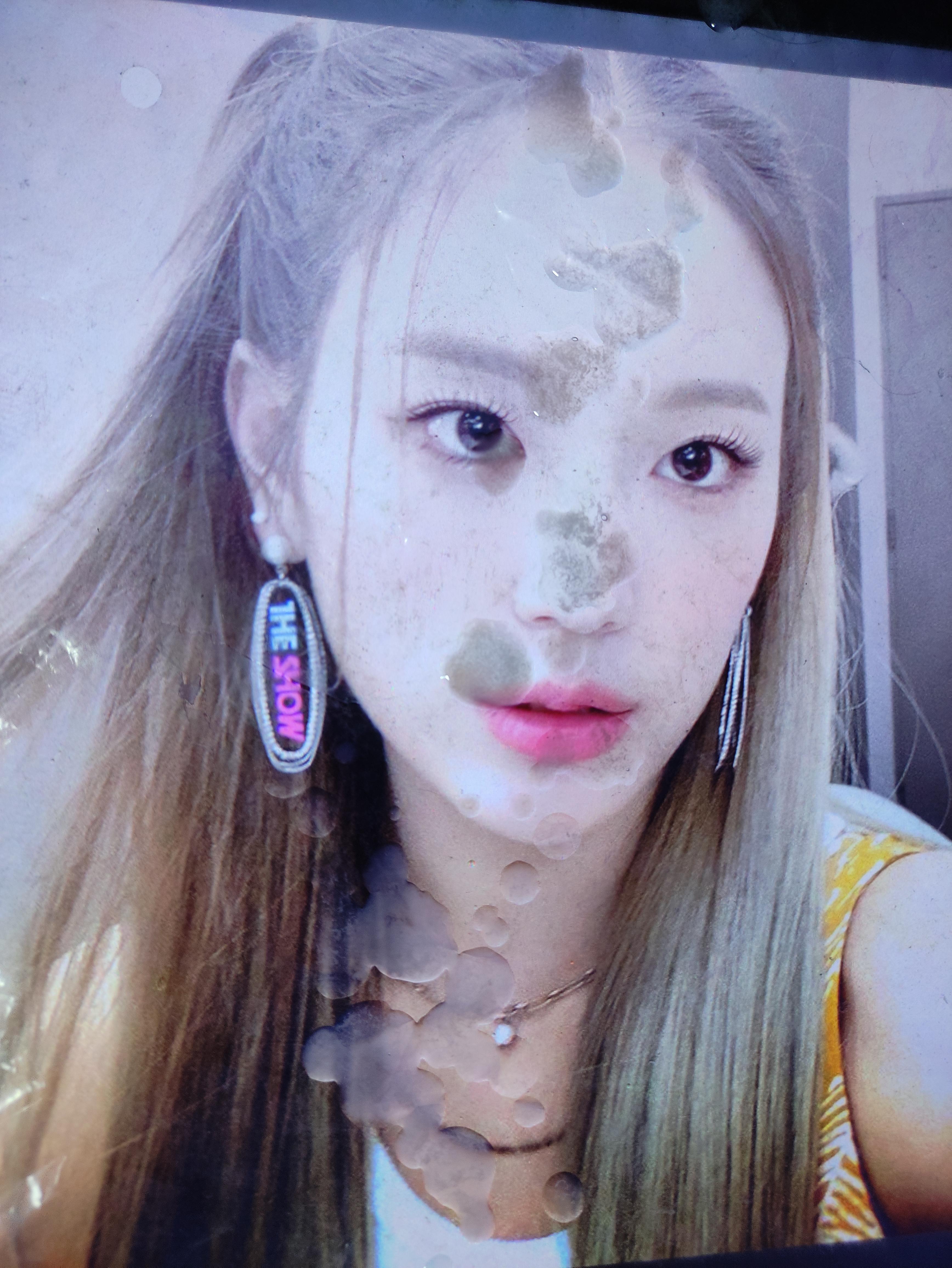 Gyuri fromis 9 | Scrolller