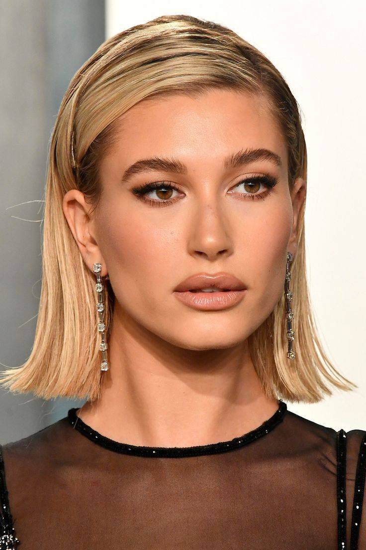 Hailey Baldwin, hot af face | Scrolller